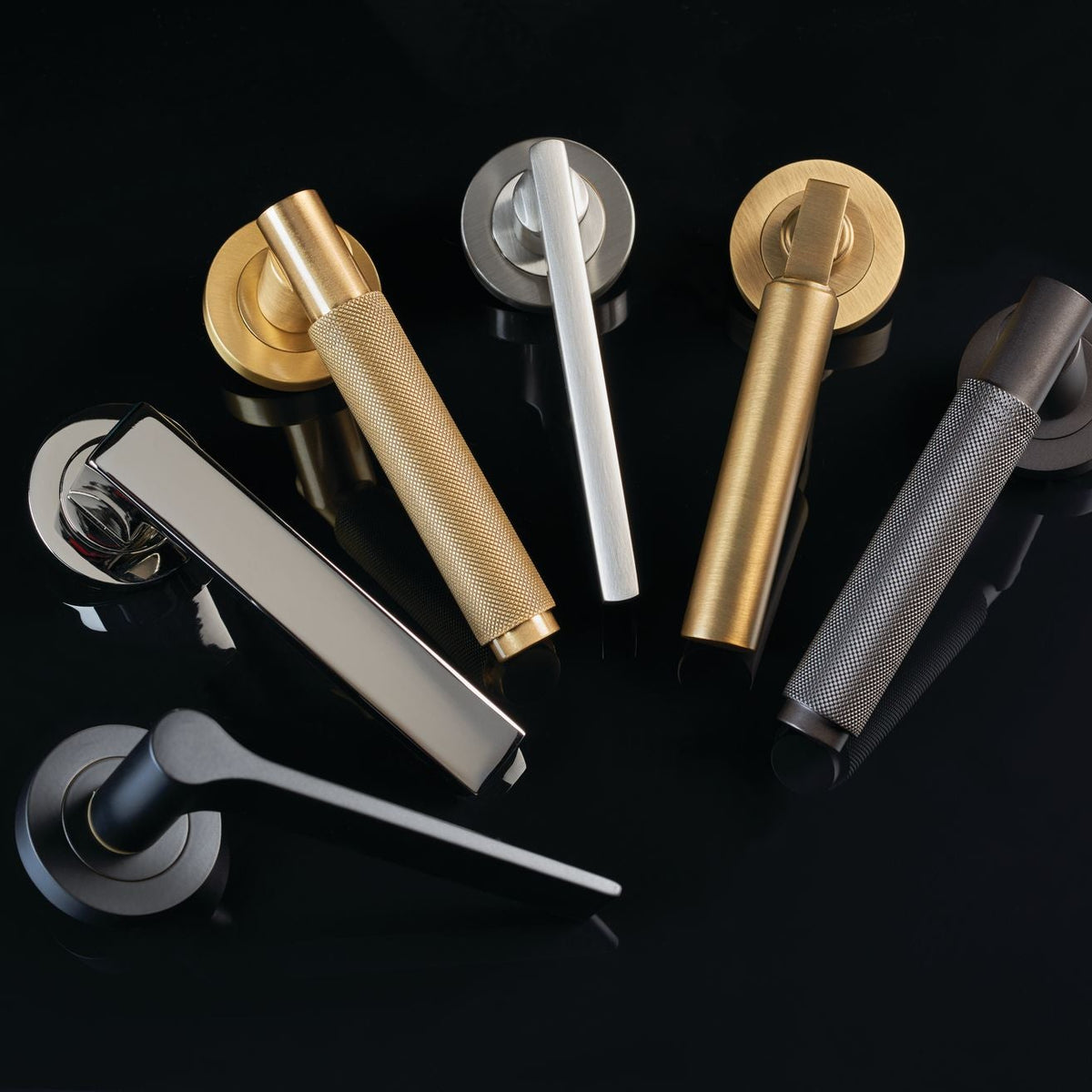 Carlisle Brass Door Handles & Knobs | UK Architectural Hardware