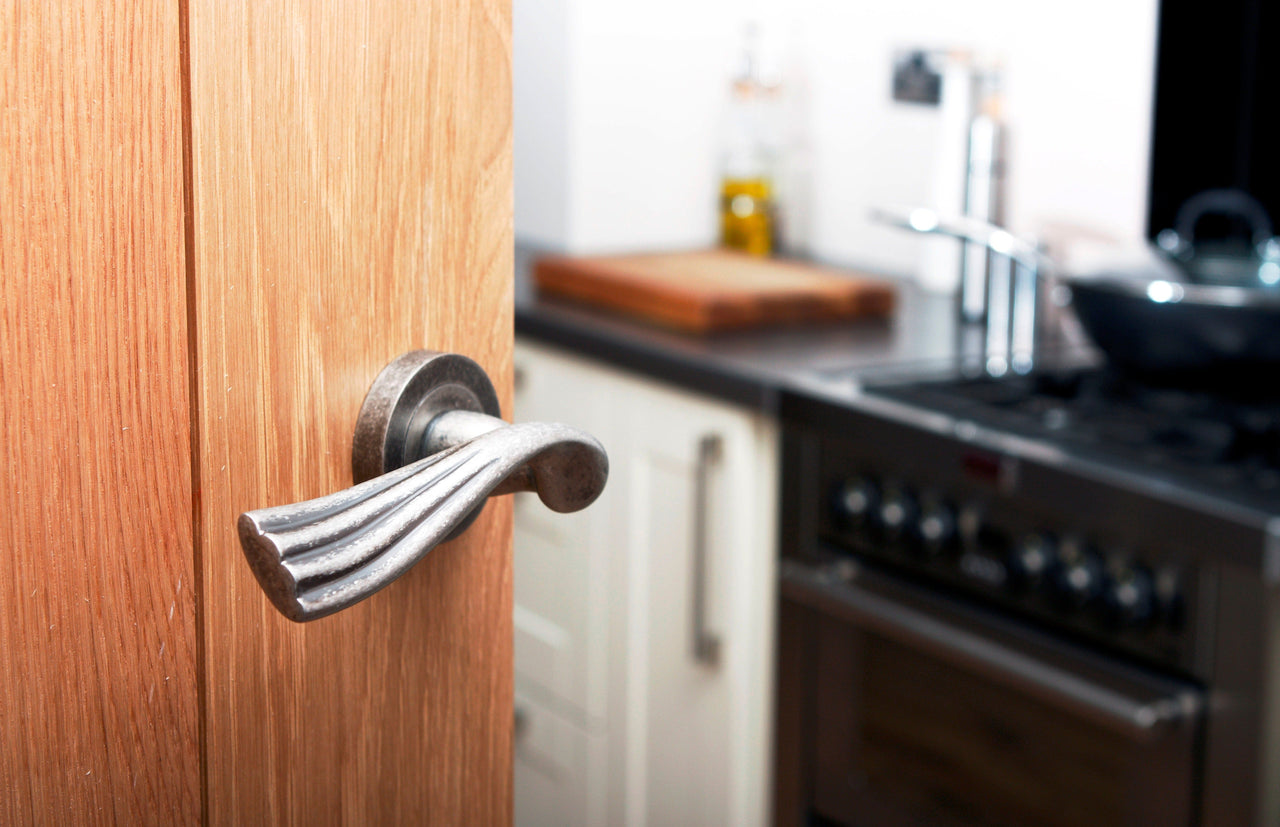 Atlantic Hardware – Trade Door Handles